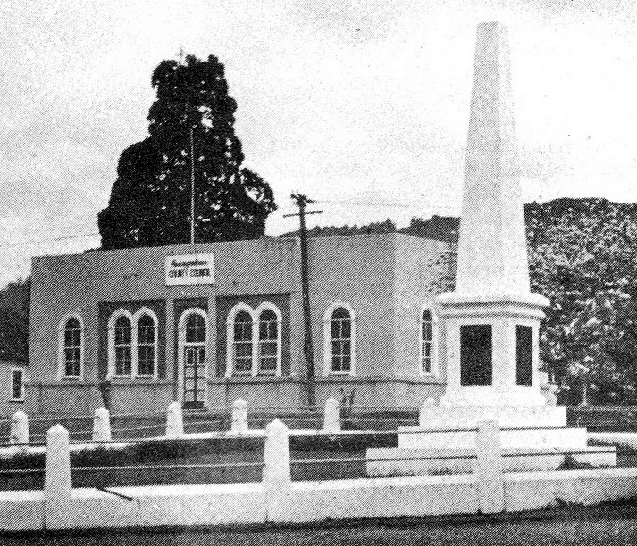 Inangahua County Council building and Cenotaph, Reefton. | West Coast ...