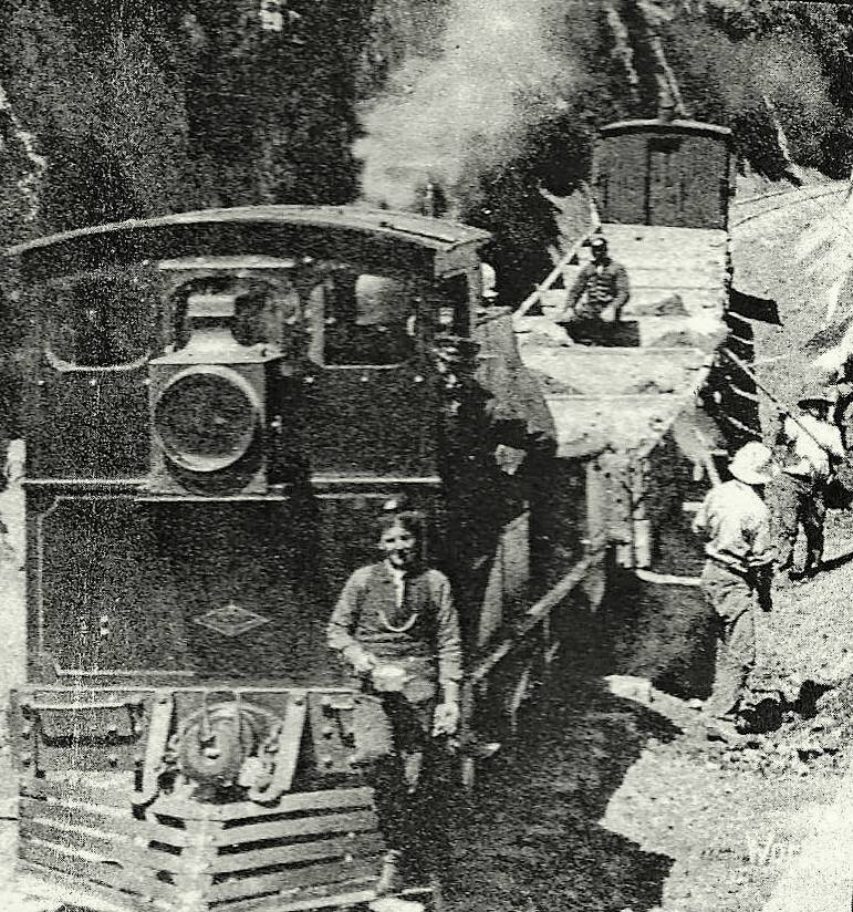 F Type Loco,working on the State Mine cutting at Runanga.1910. | West ...