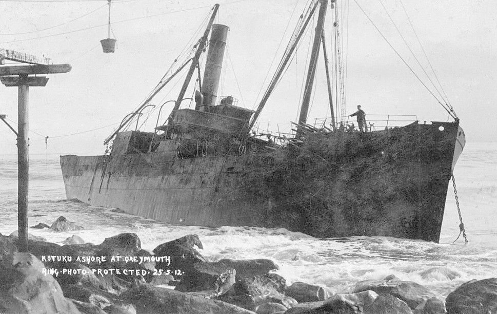 Kotuku ship wreck, Greymouth. | West Coast New Zealand History