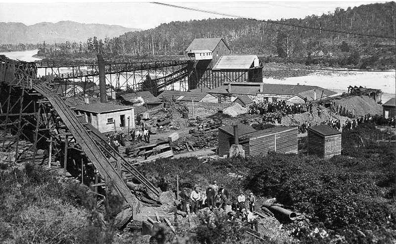 Dobson mine after the 1926 explosion | West Coast New Zealand History