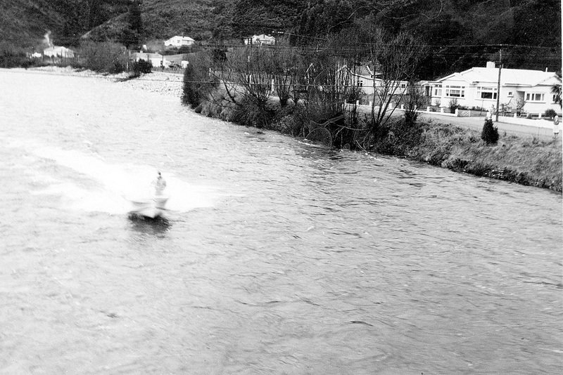 Bert Waghorn in his jet boat called Skim-a-long on the Inangahua River ...