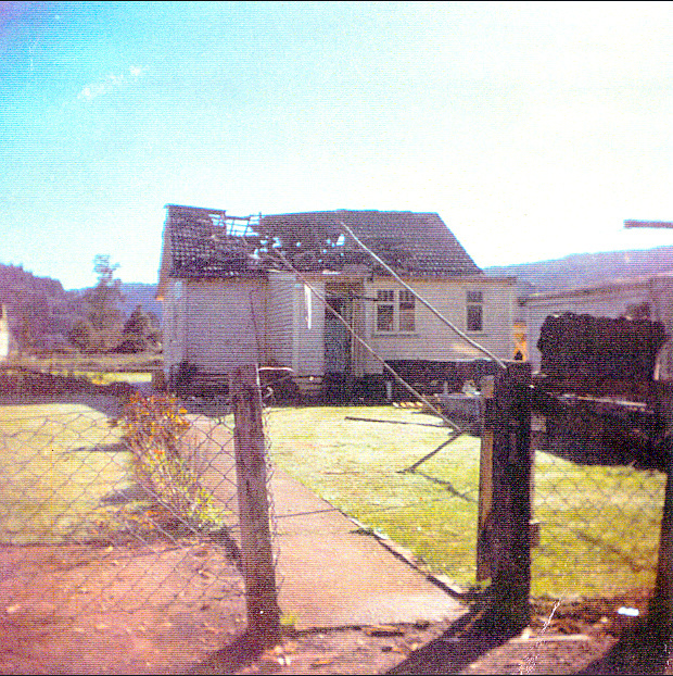 House destroyed at Inangahua Junction by earthquake 24 May 1968 | West ...